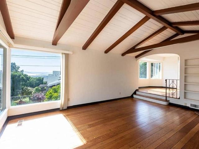 3 BR in Kensington