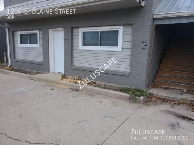 3 BR, 1 BA Apartment 1209 S. Blaine Street, Muncie, IN 47302