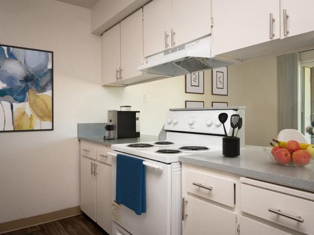 3 BR, 1.5 BA Apartment 10960 SW Springwood Drive Unit 11020, Portland, OR 97223