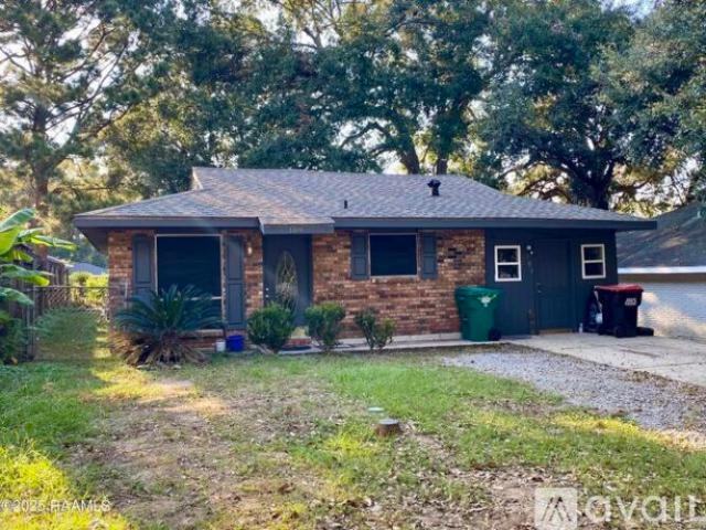 3 BR, 1.5 BA Apartment 109 Tyler Drive, Lafayette, LA 70507