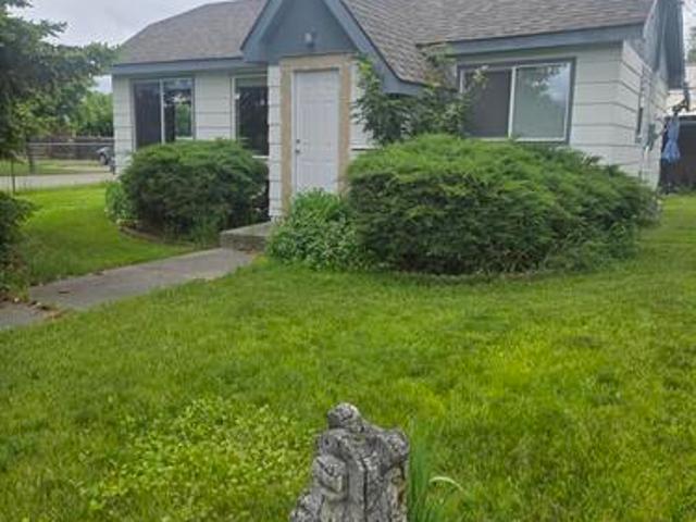 3 BR, 1.5 BA Apartment 1003 6th Ave W, Kalispell, MT 59901