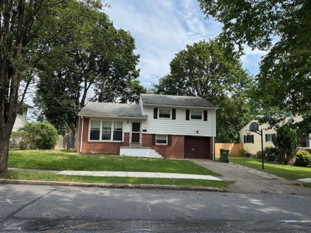 3 BR, 1.5 BA Apartment 1037 Swarthmore Rd, New Cumberland, PA 17070
