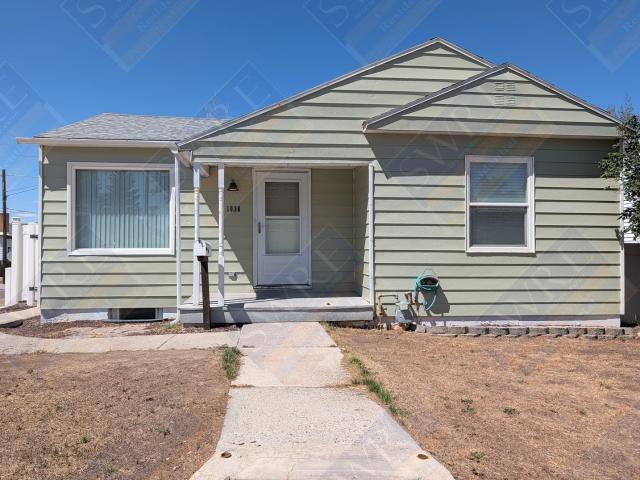 3 BR, 1.5 BA Apartment 1036 McKinley Ave, Rock Springs, WY 82901