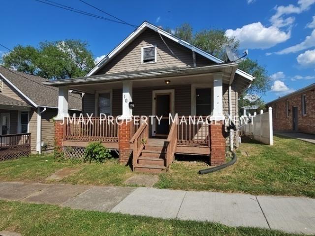3 BR, 1.5 BA Apartment 10 12 1/2 St SW, Roanoke, VA 24016