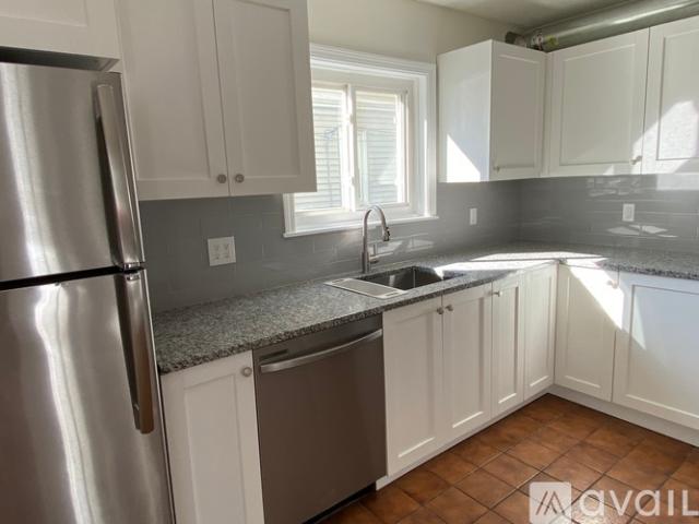 3 BR, 1.5 BA Apartment 10 Clary Street, Unit 1, Cambridge, MA 02139