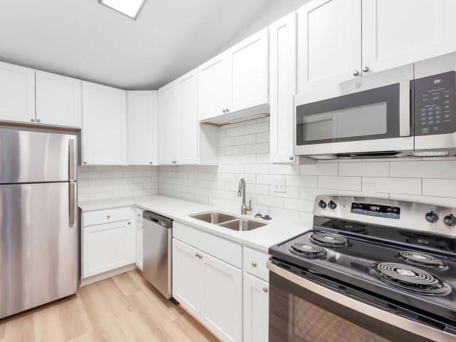 3 BR, 1.5 BA Apartment 10 Hull Cove Unit 5C, Jackson, TN 38305