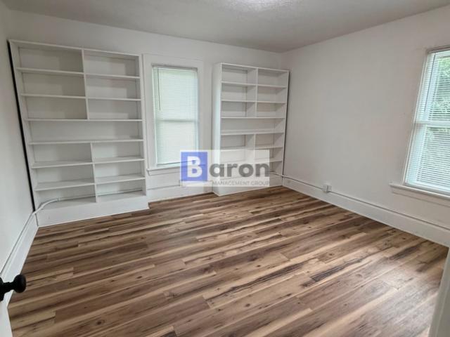 3 BR, 1.5 BA Apartment 1145 Portage Ave, South Bend, IN 46616