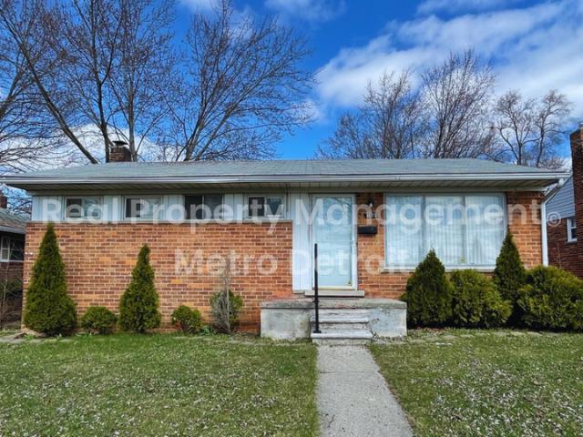 3 BR, 1.5 BA Apartment 1173 Featherstone, Pontiac, MI 48342