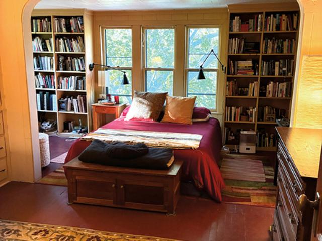 3 BR, 1.5 BA Apartment 1178 Burns Avenue, Saint Paul, MN 55106
