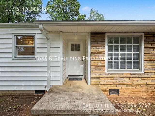 3 BR, 1.5 BA Apartment 117 S Holden Rd, Greensboro, NC 27407