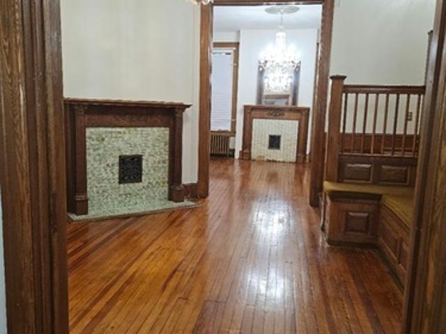 3 BR, 1.5 BA Apartment 117 V St NW, Unit 1, Washington, DC 20001