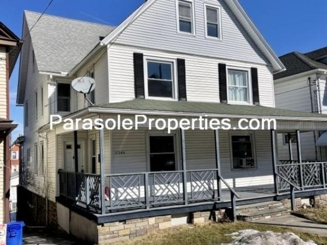 3 BR, 1.5 BA Apartment 1124 1/2 West Locust Street, Scranton, PA 18504