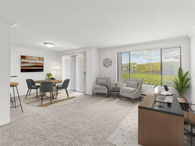 3 BR, 1.5 BA Apartment 11330 Northeast 36th Place Unit E124, Bellevue, WA 98004