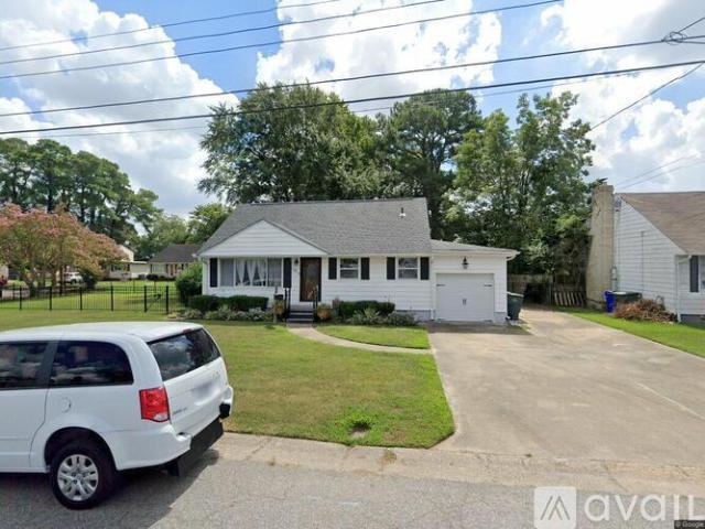 3 BR, 1.5 BA Apartment 1225 River Oaks Drive, Norfolk, VA 23502