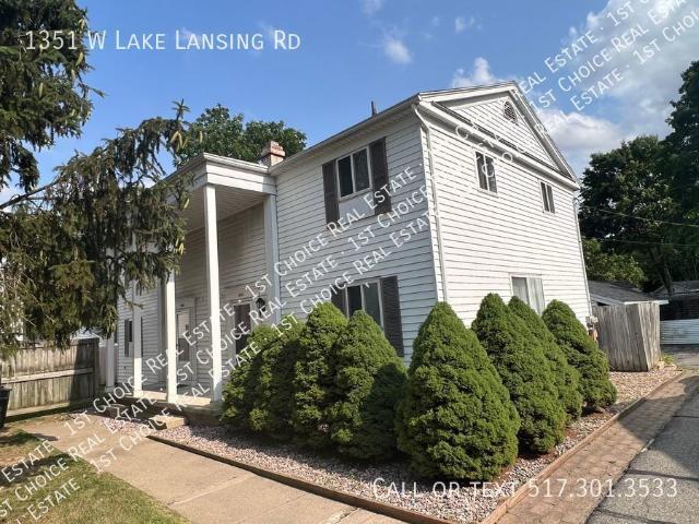 3 BR, 1.5 BA Apartment 1351 W Lake Lansing Rd, East Lansing, MI 48823