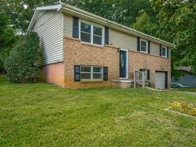 3 BR, 1.5 BA Apartment 1364 Meadowood Dr, Hixson, TN 37343