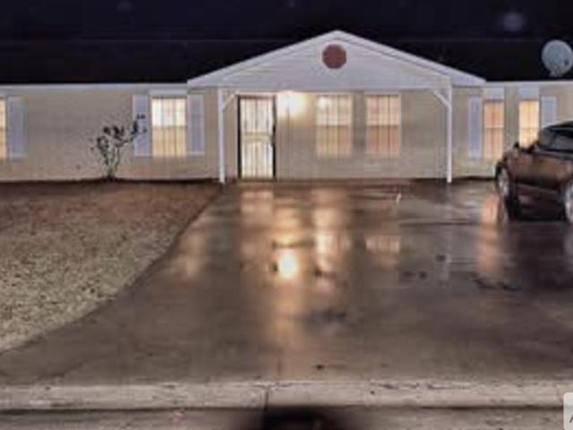 3 BR, 1.5 BA Apartment 1308 N Street, Barling, AR 72923