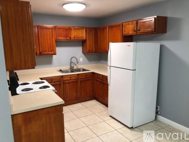 3 BR, 1.5 BA Apartment 1312 E Nelson Ave, Unit 1, North Las Vegas, NV 89030
