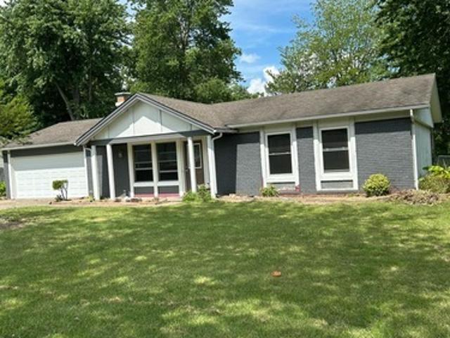 3 BR, 1.5 BA Apartment 1400 Marilyn Drive, Carterville, IL 62918