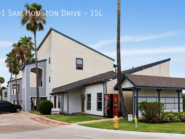 3 BR, 1.5 BA Apartment 1501 Sam Houston Drive, Harlingen, TX 78550