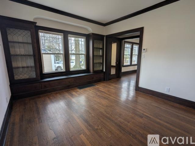 3 BR, 1.5 BA Apartment 1510 Wood Road, Unit 1510 Wood Rd, Cleveland Heights, OH 44121