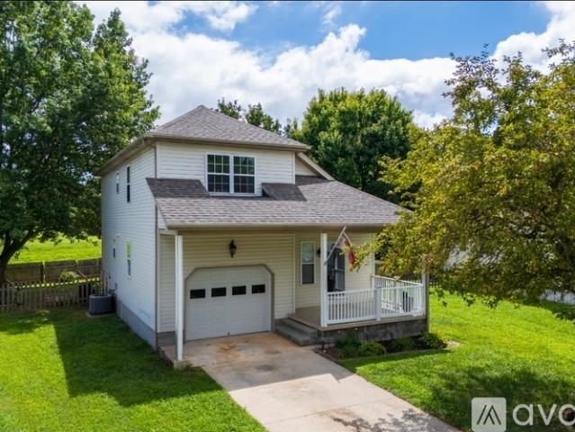 3 BR, 1.5 BA Apartment 16 Wingate North Court, Wyoming, DE 19934