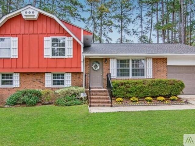 3 BR, 1.5 BA Apartment 1712 Scampton Drive, Fayetteville, NC 28303