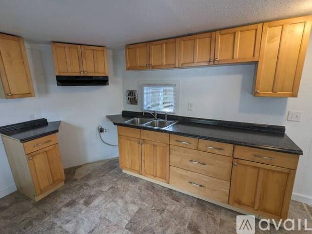3 BR, 1.5 BA Apartment 187 Thunderbird, Gun Barrel City, TX 75156