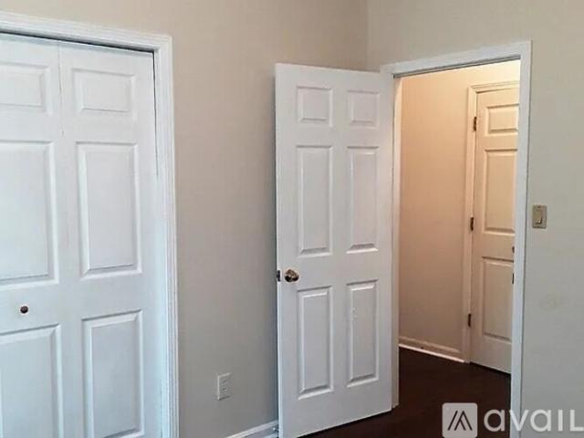 3 BR, 1.5 BA Apartment 1810 Magazine St, Louisville, KY 40203