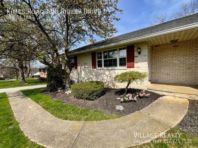 3 BR, 1.5 BA Apartment 1953 Kimes Road, York, PA 17402