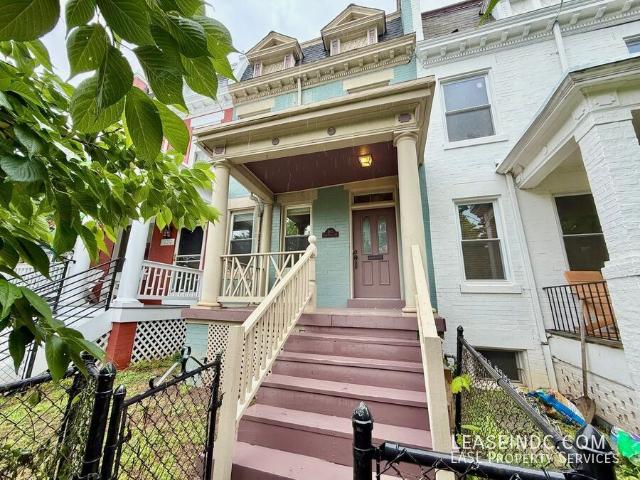 3 BR, 1.5 BA Apartment 1937 1st Street NE, Washington, DC 20002
