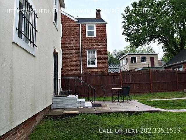 3 BR, 1.5 BA Apartment 2008 Bryant ST NE, Washington, DC 20018