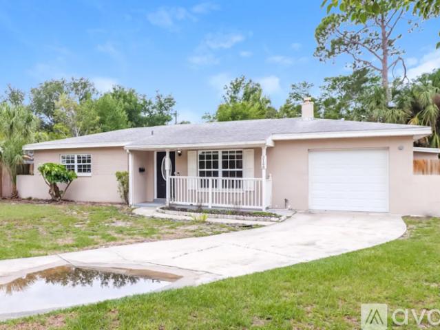 3 BR, 1.5 BA Apartment 2147 68th Ter S, Saint Petersburg, FL 33712