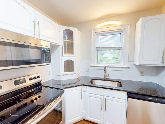 3 BR, 1.5 BA Apartment 210 Olentangy Street, Columbus, OH 43202