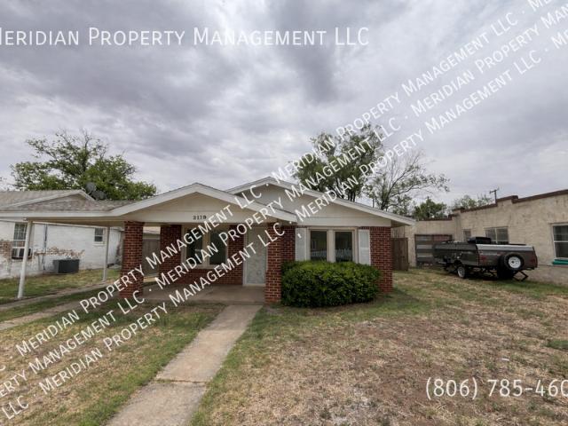 3 BR, 1.5 BA Apartment 2119 25th Street, Lubbock, TX 79411