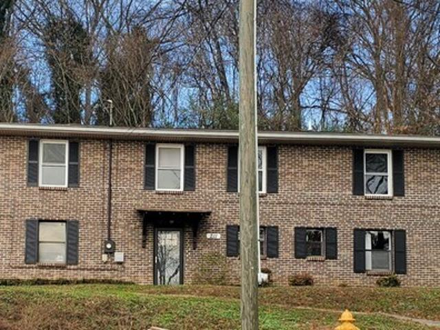 3 BR, 1.5 BA Apartment 211 Waller St, Loudon, TN 37774