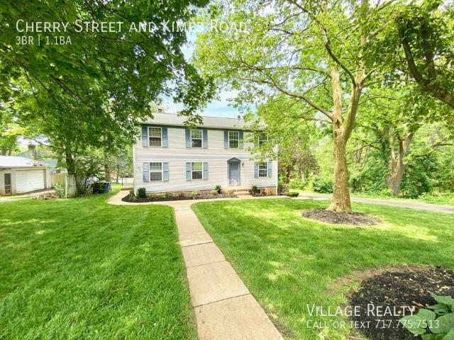 3 BR, 1.5 BA Apartment 225 Cherry Street, York, PA 17402