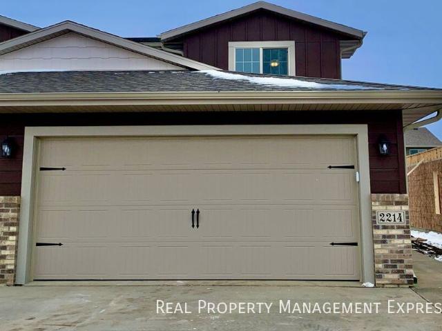 3 BR, 1.5 BA Apartment 2218 S Ronsiek Ave, Sioux Falls, SD 57106