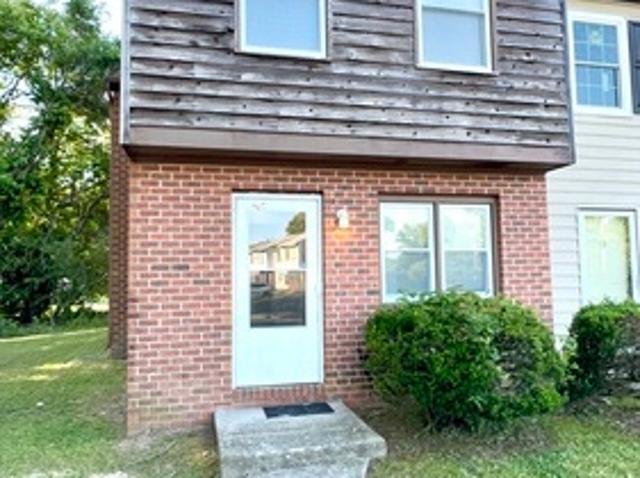 3 BR, 1.5 BA Apartment 2350 Hill St, Unit H, Petersburg, VA 23803