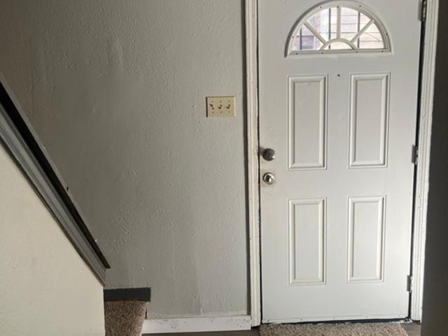 3 BR, 1.5 BA Apartment 2316 Old Compton Road, Unit B, Harvey, LA 70058