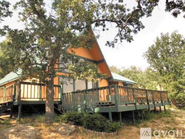 3 BR, 1.5 BA Apartment 24600 Cub Ct, Tehachapi, CA 93561