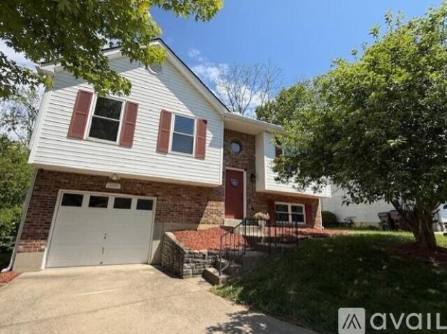 3 BR, 1.5 BA Apartment 2640 Ridgecrest Lane, Covington, KY 41017