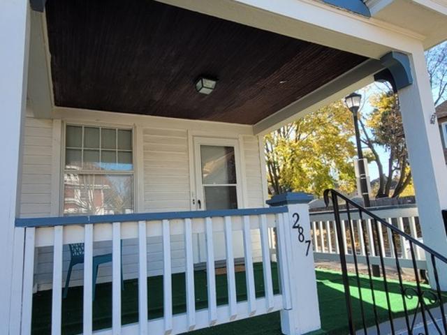 3 BR, 1.5 BA Apartment 287 Electric Ave, Rochester, NY 14613