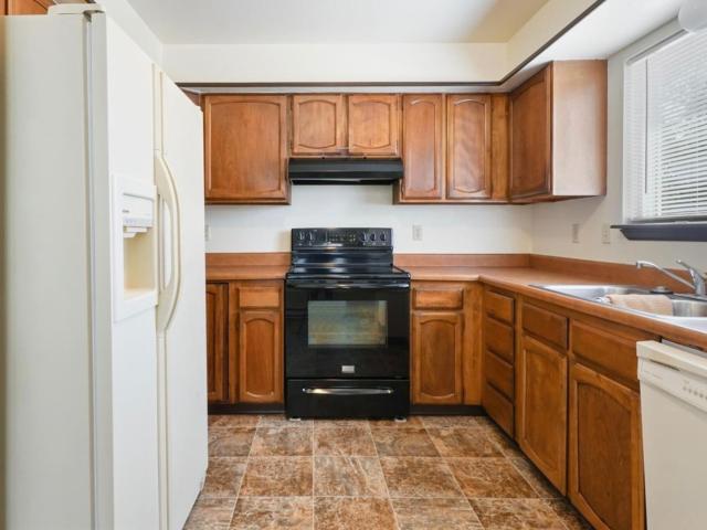 3 BR, 1.5 BA Apartment 2807 W Uintah Street, Colorado Springs, CO 80904