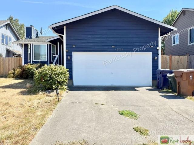 3 BR, 1.5 BA Apartment 2939 59th Ave NE, Tacoma, WA 98422