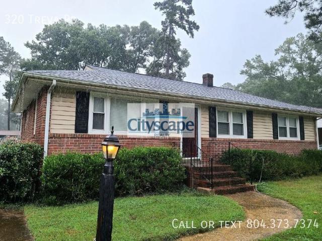 3 BR, 1.5 BA Apartment 320 Treva Rd, Sandston, VA 23150