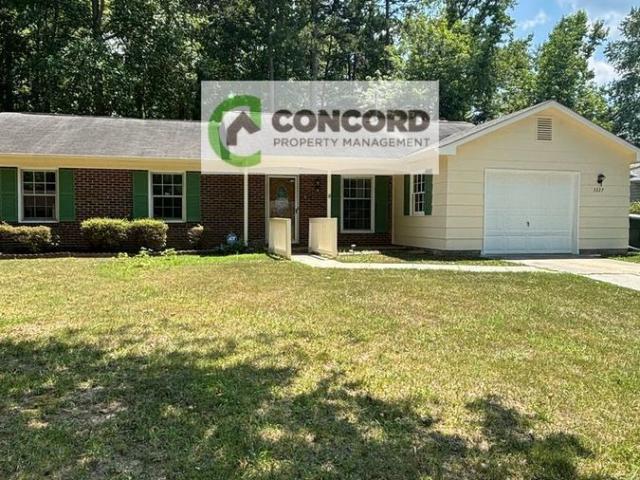 3 BR, 1.5 BA Apartment 3327 Darden Rd, Greensboro, NC 27407