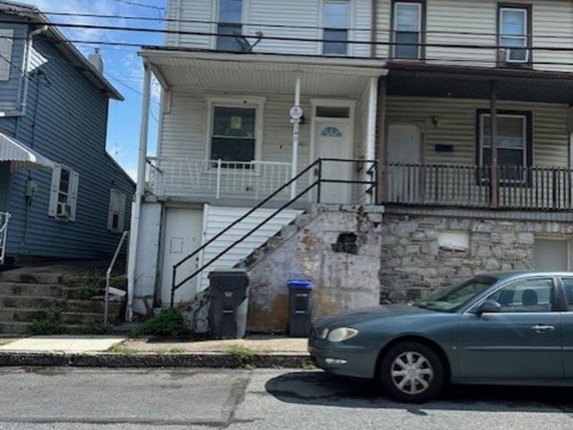 3 BR, 1.5 BA Apartment 349 S 4th St Steelton, PA 17113