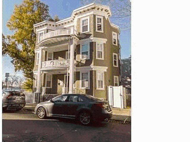 3 BR, 1.5 BA Apartment 415 K Street, Unit 2, Boston, MA 02127