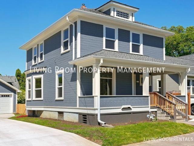 3 BR, 1.5 BA Apartment 4137 NE 8th Ave Portland, OR 97211